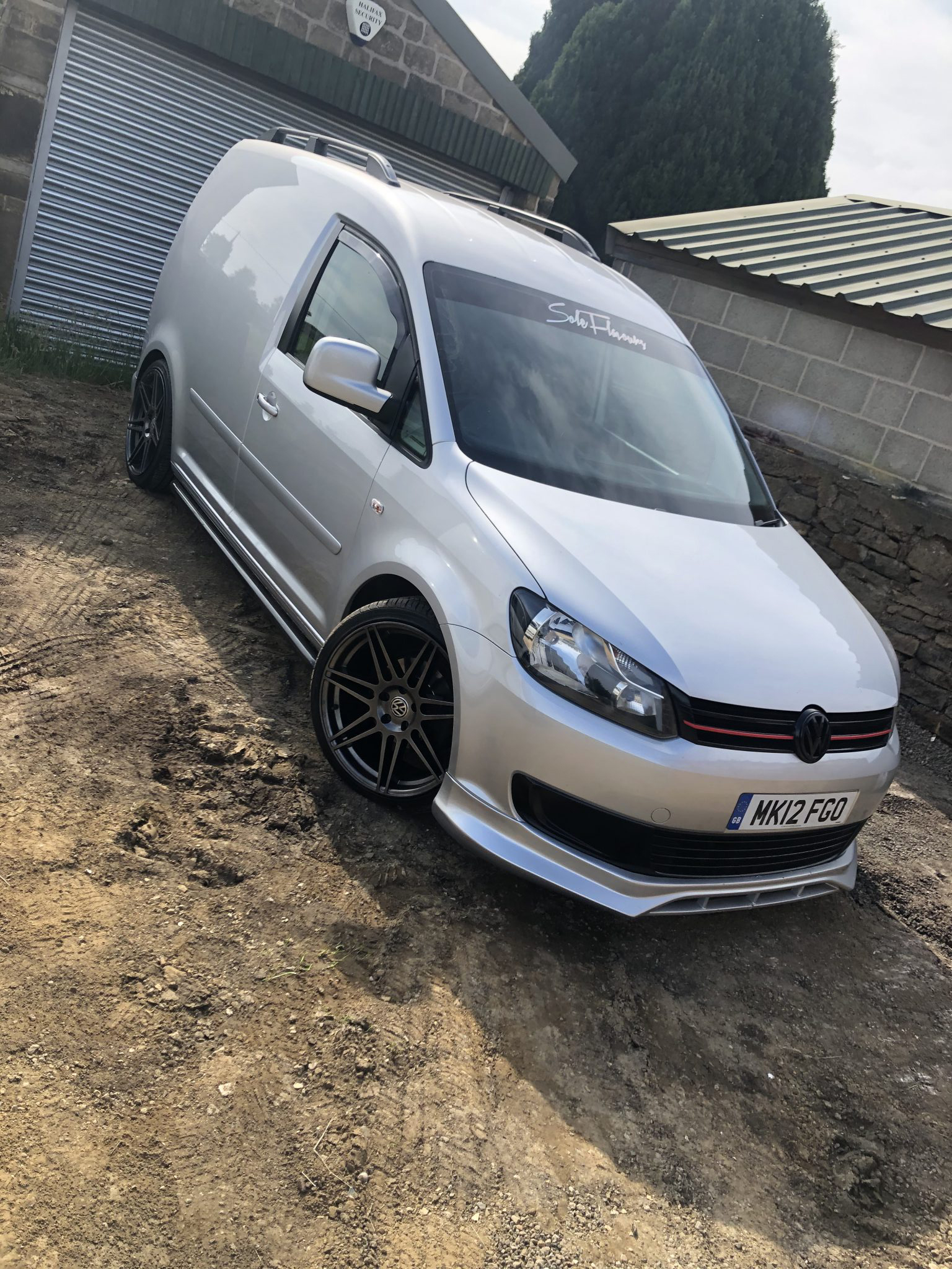 VW Caddy Highline - Veedubs